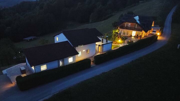 White Deer Apartments - Šibenik, Slovenia