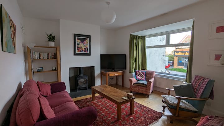 Spacious 3-bed Family Home Near North Street - Bristol