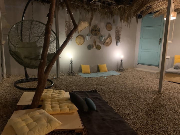 Mellow’s Glow-studio & Yard
‘Stay Mellow, Glow On’ - Egipto