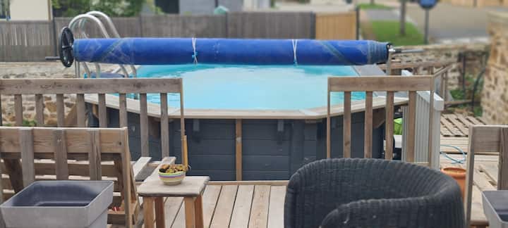 Chambre Avec Salle D Eau Et Wc Privatif - Fougères