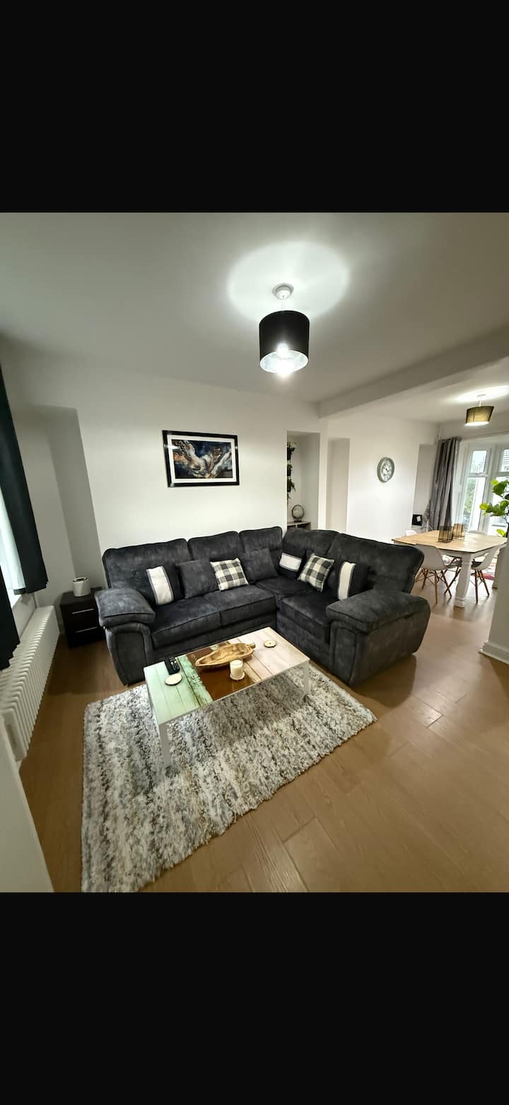 Morriston Hospital Staff - 25 % Long Term Discount - Swansea