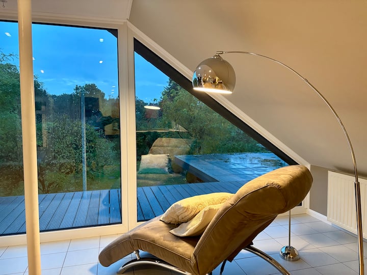 Panorama & Style –Close To Train, Stade, Buxtehude - Harsefeld