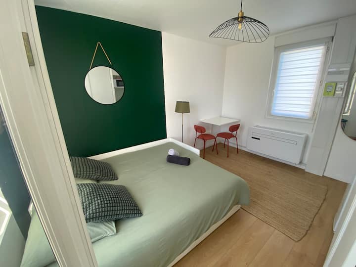 Joli Studio Neuf - Climatisation - Centre Lorient - Lorient