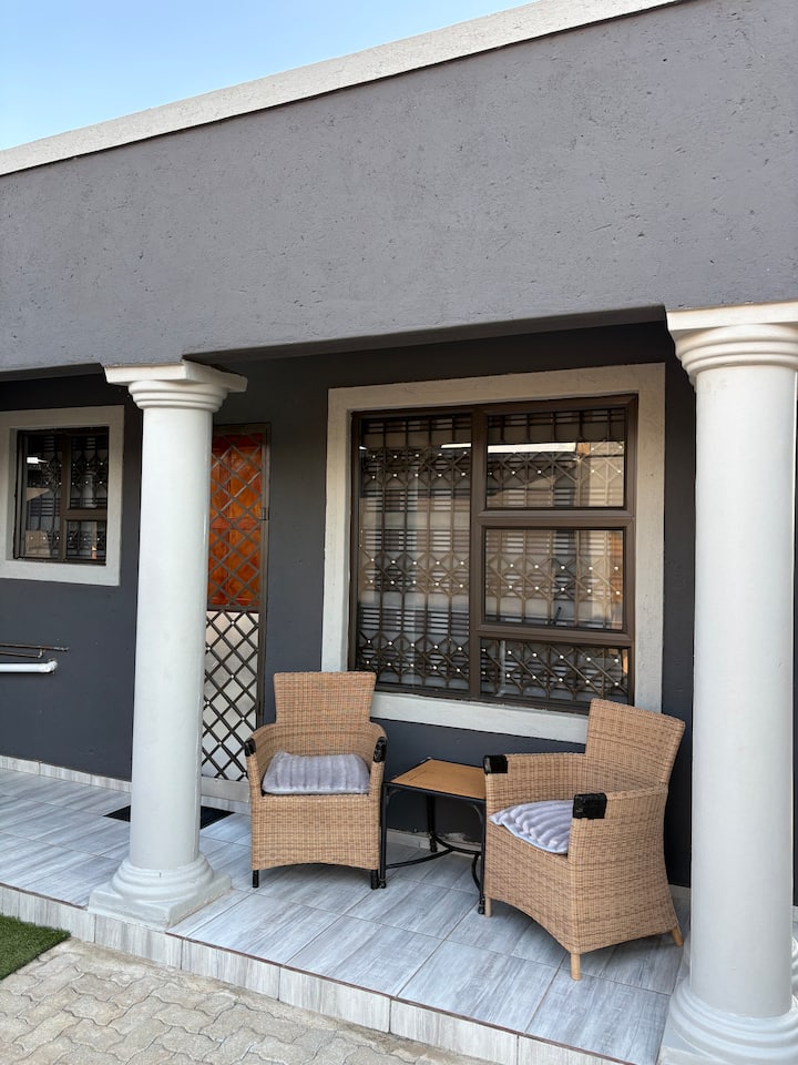 Hippo Room - Sun City