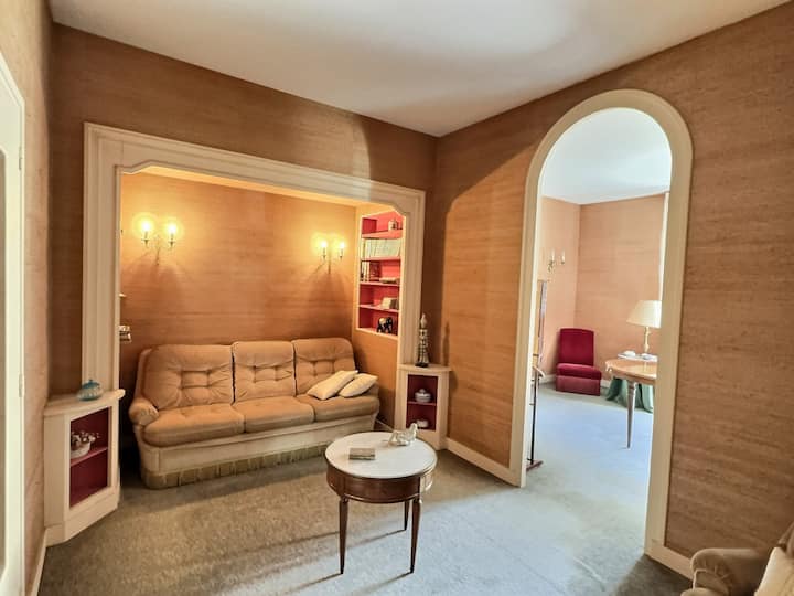 Grand Apt 3 Ch–centre-ville Loudun– Parking Facile - Loudun