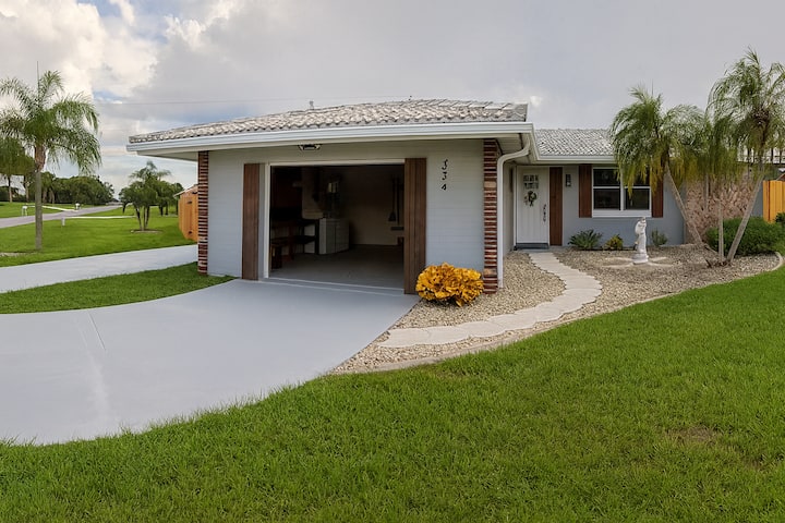 Spacious Family Retreat Port Charlotte - Port Charlotte, FL