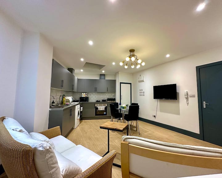 Fully Equipped Studio N Tooting Broadway Near Tube - London
