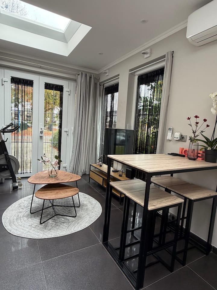 “1-bedroom Apartment Near Asml & Airport” - Eindhoven