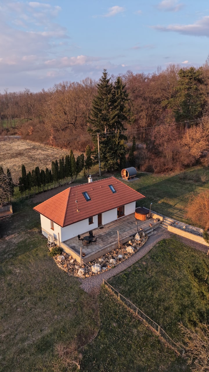 Usadlosť Pod Kaštieľom - Zlaté Moravce