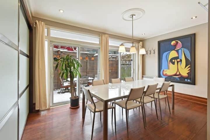 Ground Floor Brick & Wood With Private Courtyard - 
