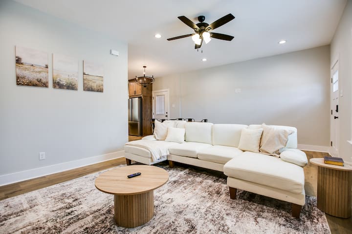 New 3bed 2.5 Bath / Minutes From Downtown - San Angelo, TX