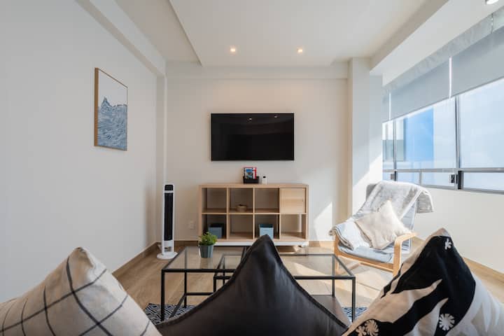 Zielo | 3br Steps To Zocalo | Rooftop Views - Mexico