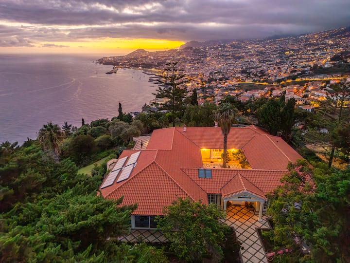 Exclusive Private Villa Oceanfront 360 Views - Madeira