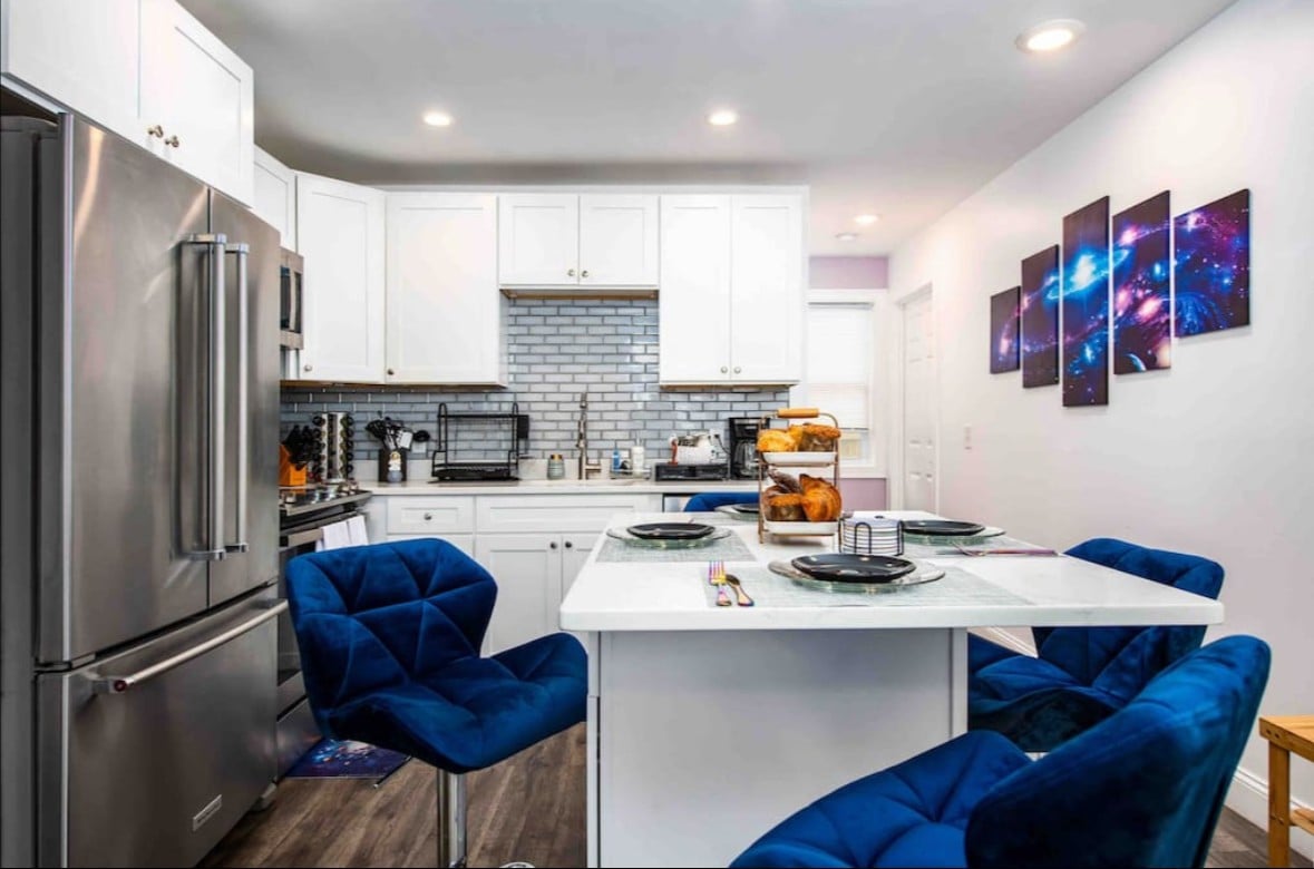 Moderno apartamento de 2 dormitorios/1 baño en Providence - Airbnb