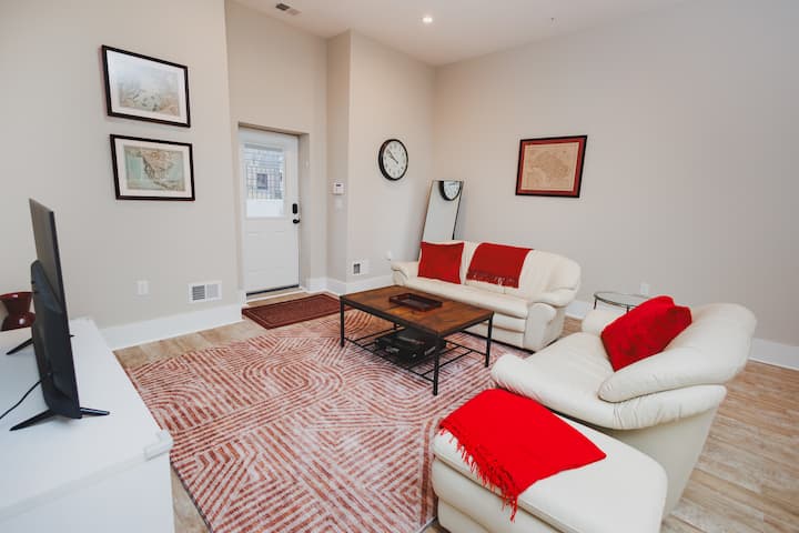 Spacious 2br/2ba Apt In Brookland (2 Car Parking) - Washington