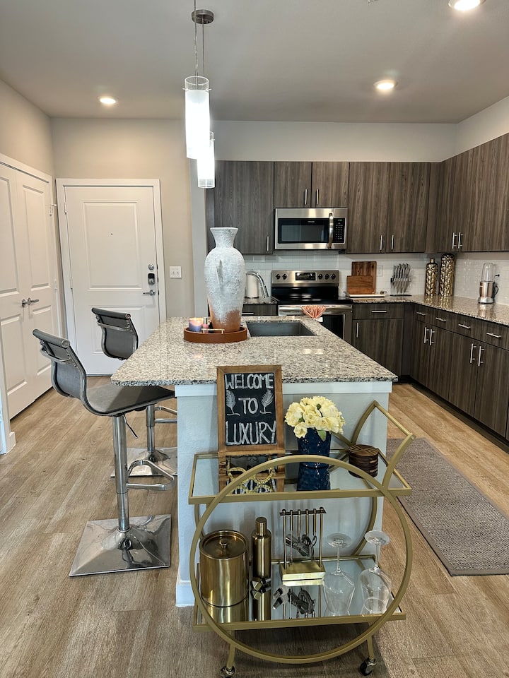 Traveler’s Haven: With Quick Airport Access - Lake Houston, TX