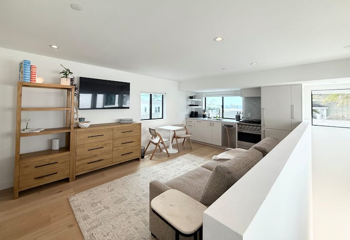 Ocean-view Studio | New, Modern & Walkable - Encinitas, CA