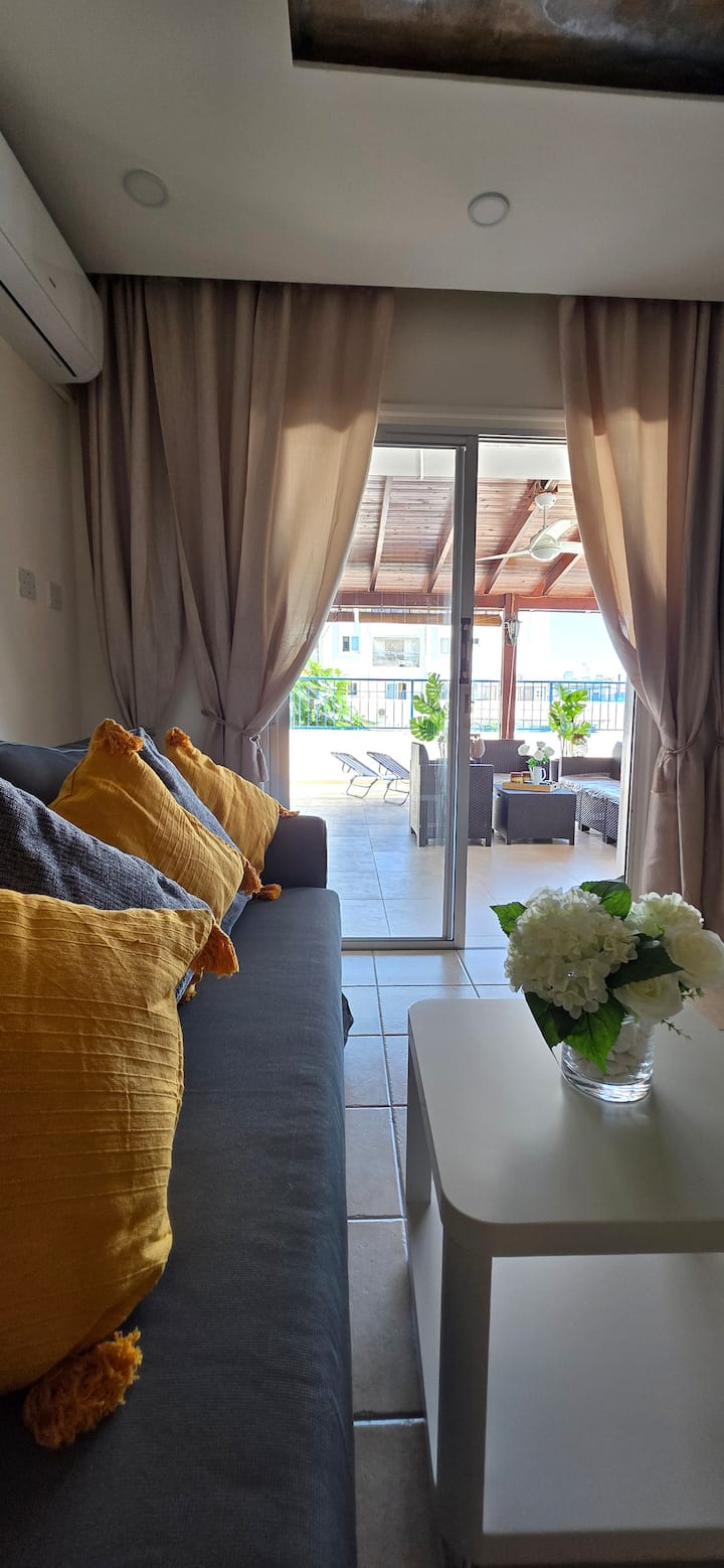 Crismari Napa - Nissi Beach