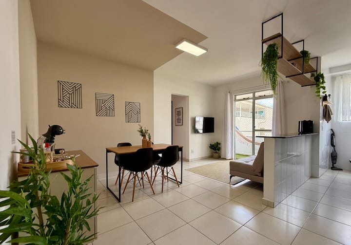 Ap. Central Com Ar Cond. E 3 Smart Tvs (Ufv A 1km) - Brasil