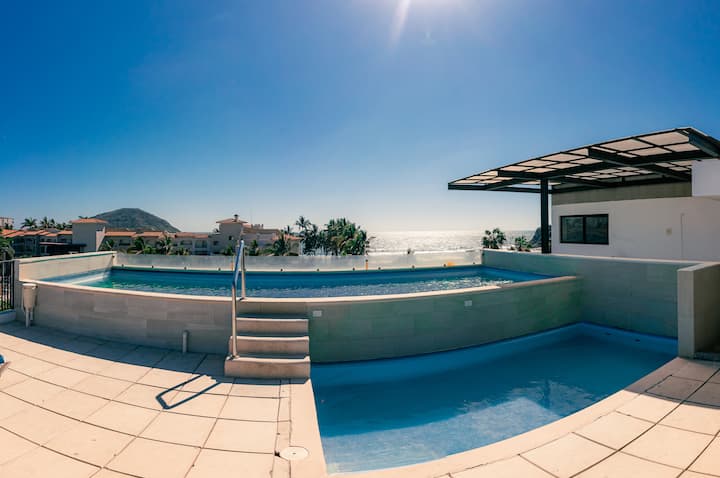 Playa Y Alberca Para 12 Personas En Zona Dorada - Mazatlán