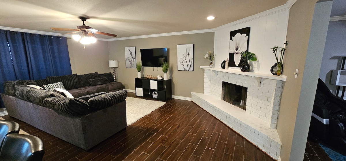 The Grandscape house in The Colony Texas - Houses for Rent in The ...