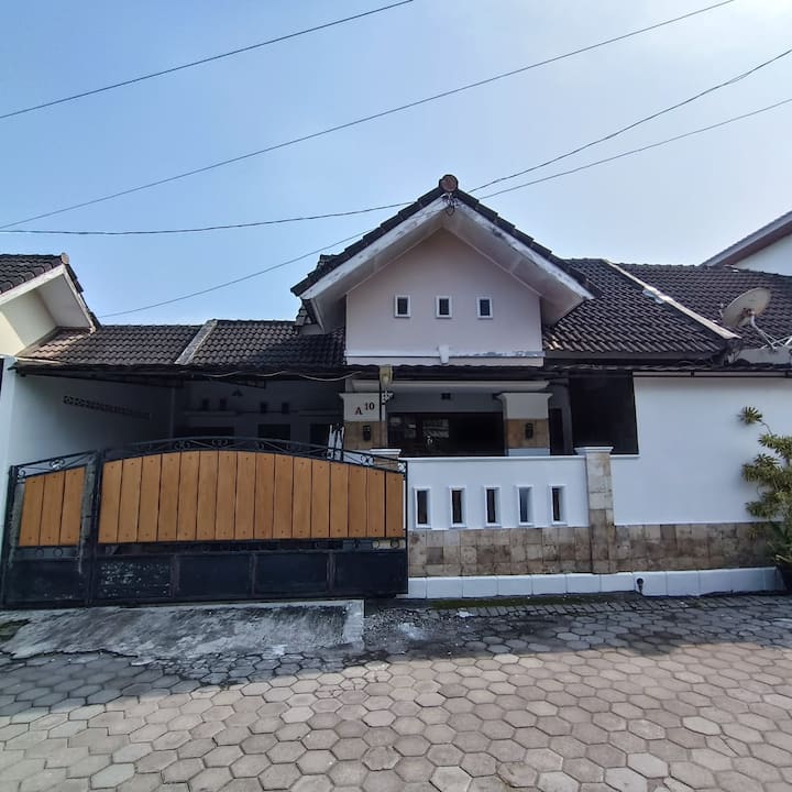 Hanania Homestay Kota Gede - 日惹