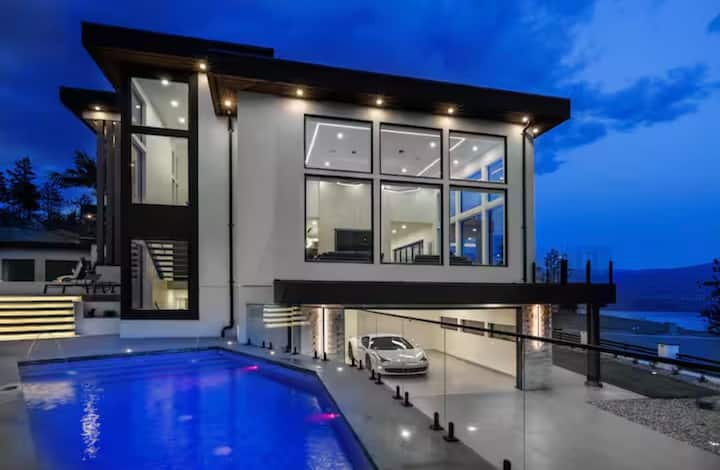 Pool | Hot Tub | Lakeview | Poker Table | King Bed - Kelowna