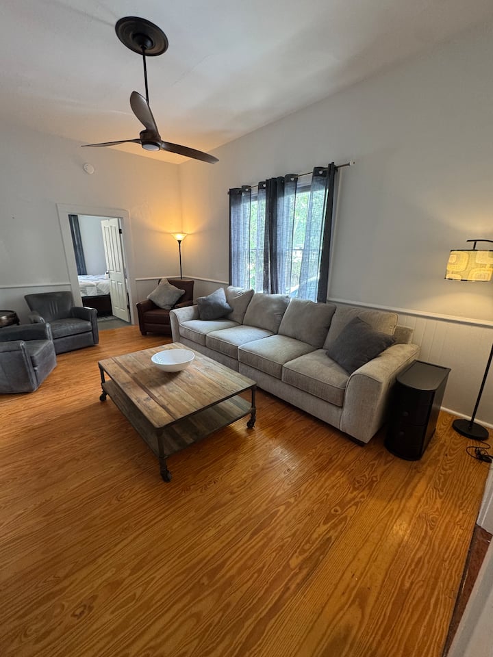 Downtown Dina Inn - Fernandina Beach, FL