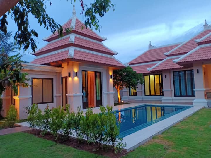 Bali-style 3br Pool Villa, 600m To Phla Beach - Ban Chang