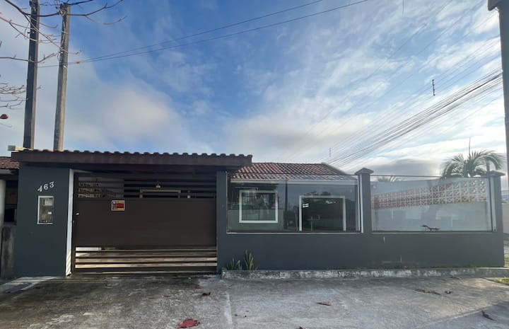 Casa Na Praia De Monções A 400 Metros Do Mar. - Matinhos