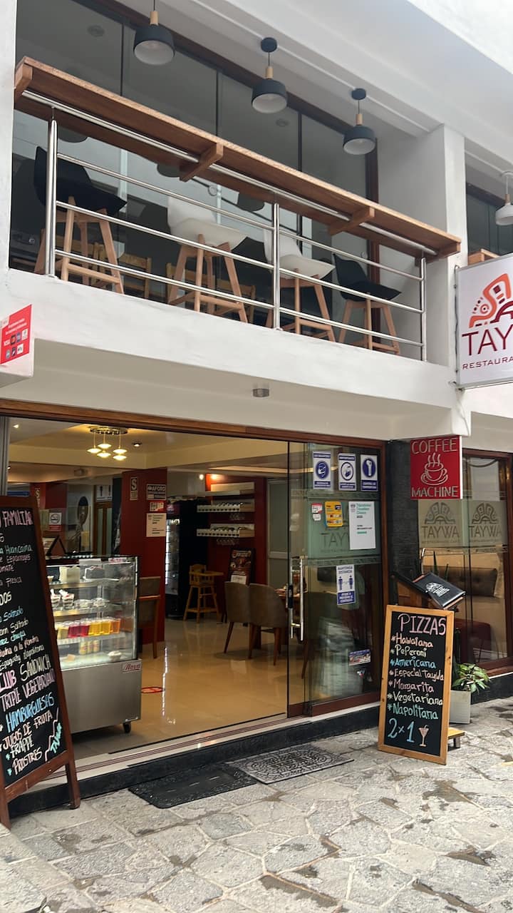 A Paradise - Aguas Calientes