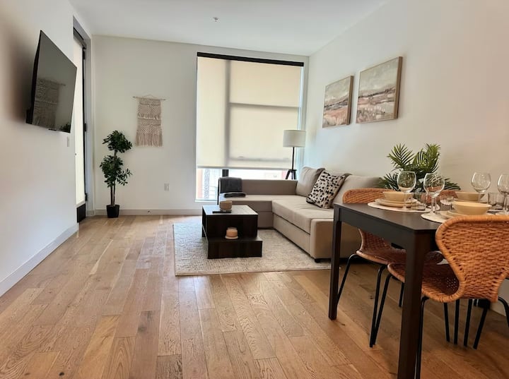 Hollywood Free Parking - Universal Studios Hollywood, Universal City