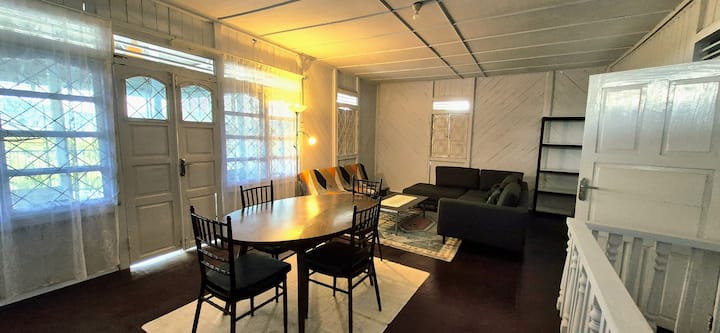 Karati White Lakeview Villa - North Maluku