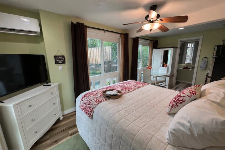 Kona Nook - Cozy Studio With Island Warmth - Kailua-Kona, HI