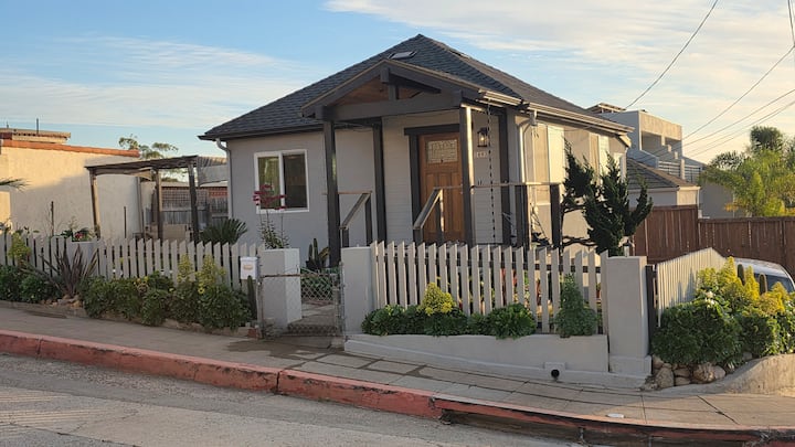 Cozy Historic Mission Hills Home Now Available - San Diego, CA
