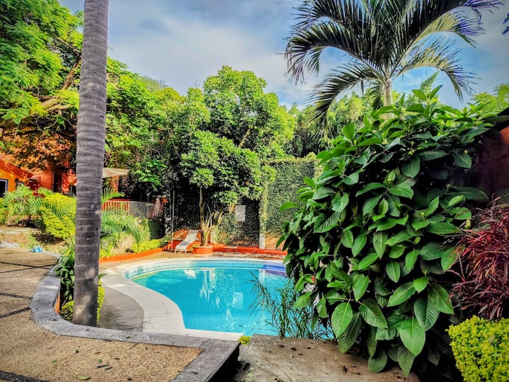 Hotel Cuarto Deluxe Con Alberca Centro Cuernavaca - Cuernavaca