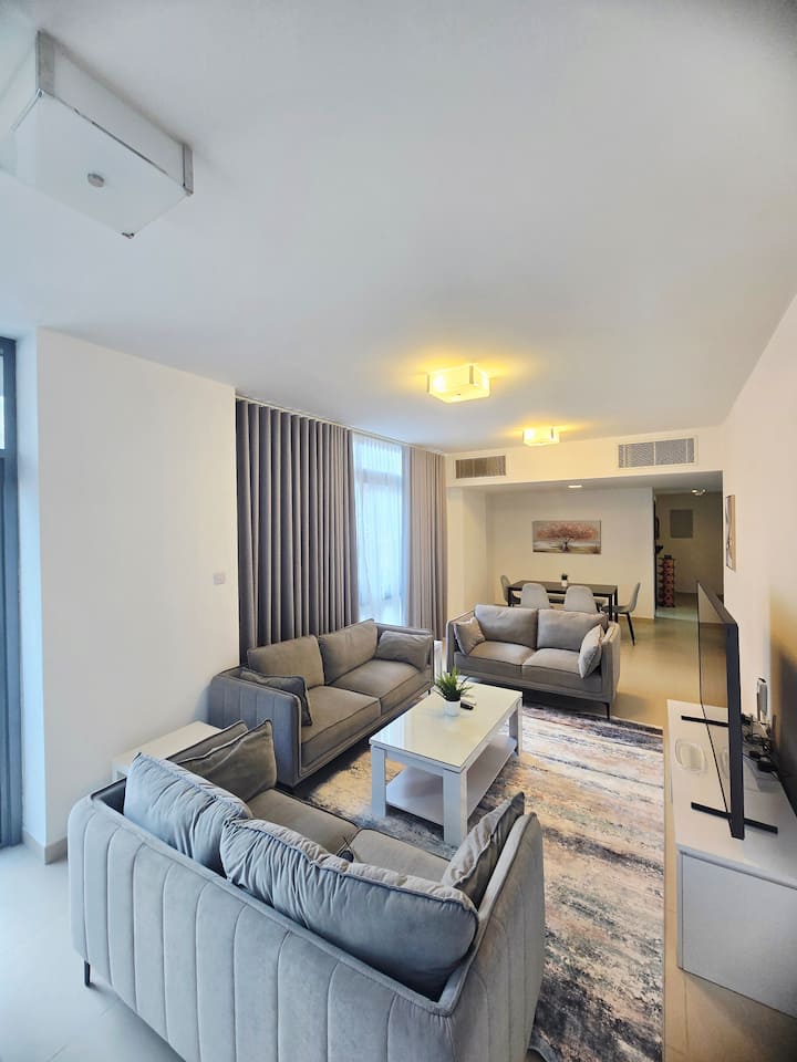 Bright & Cozy 2br | Muscat Hills Central Living - Mascate