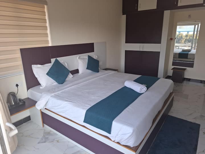 Relax Inn Ooty Room No3 - ウダガマンダラム