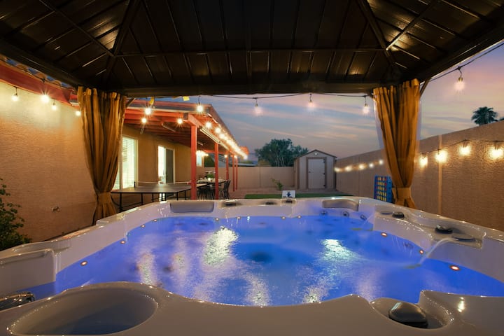 Vegas Trip 6bd Home: Spa, Arcades, And More! - Las Vegas, NV