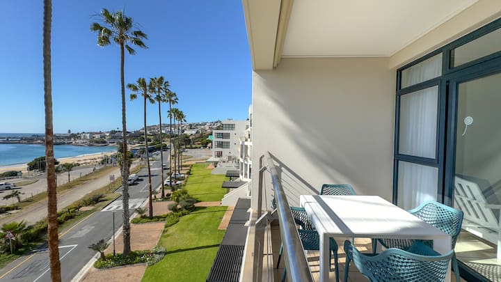 Beautiful Santos Right On The Sea - Mossel Bay