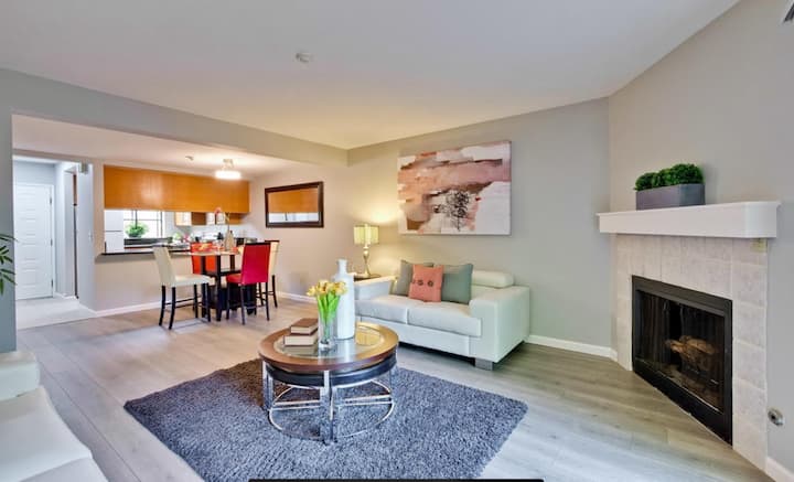 Cozy 2b2b 2-story Townhouse | King Bed | Inunit Wd - Fremont, CA