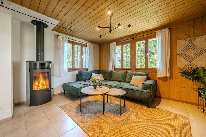 The Alpine Nest On The Sunny Slope With Hot Tub - Brienz