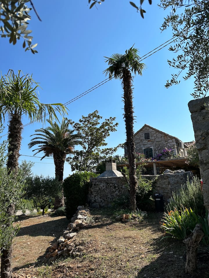 Romantisches, Mediterranes Steinhaus In Vrbanj - Stari Grad