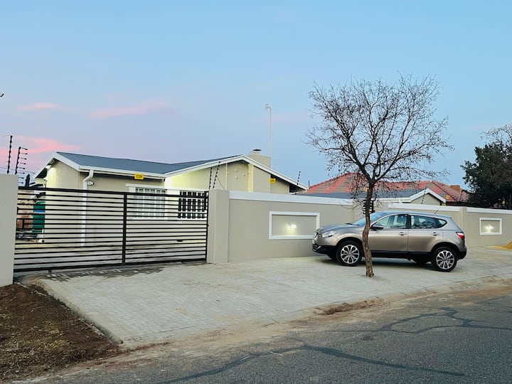 Daremp Guest Living - Vanderbijlpark