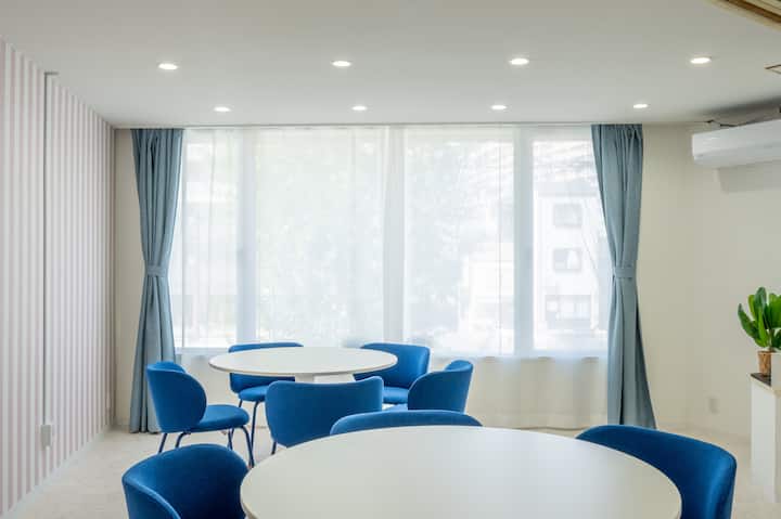 【Sale】usjまで直ぐ/駅徒歩２分/120㎡・最大10名収容/1棟貸/梅田・難波へアクセス抜群 - Osaka, Japan