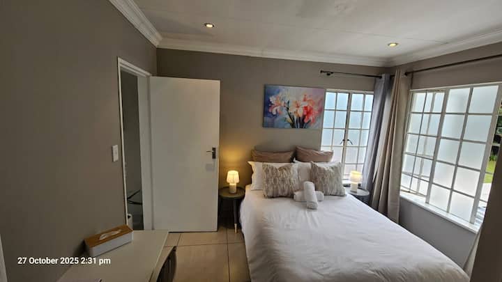 Paulshof Flat - Midrand