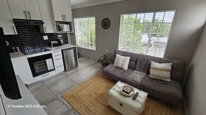 Paulshof Flat - Midrand