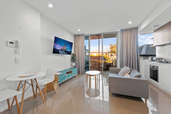 South Brisbane 1br W/parking + Wi-fi + Dining - Brisbane