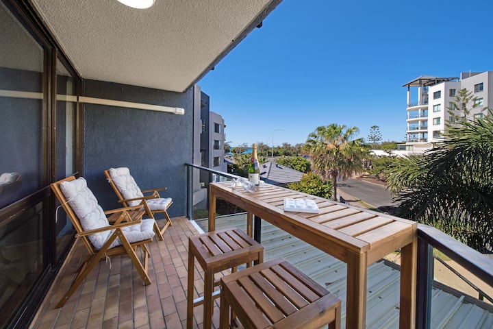 "Salthaus" Luxurious Coastal Escape 100m To Beach! - Mudjimba