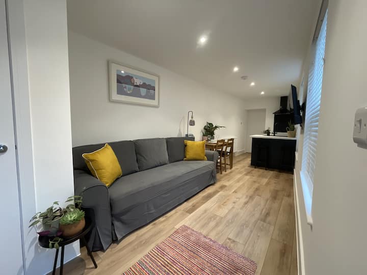 Newly Renovated | Two Minutes To Beach & Shops - Swanage